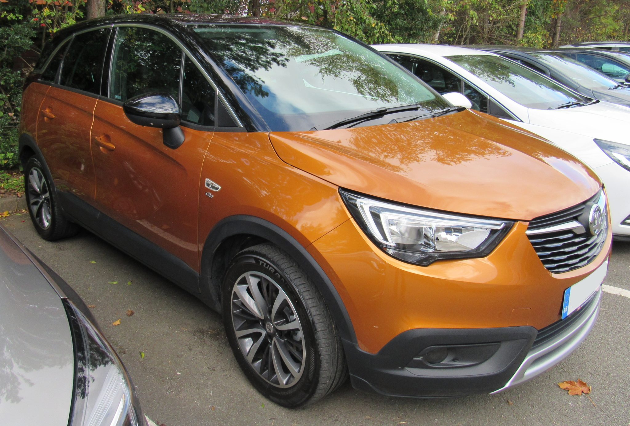 17 Best Cars with Big Boots [2024] - ExchangeMyCar