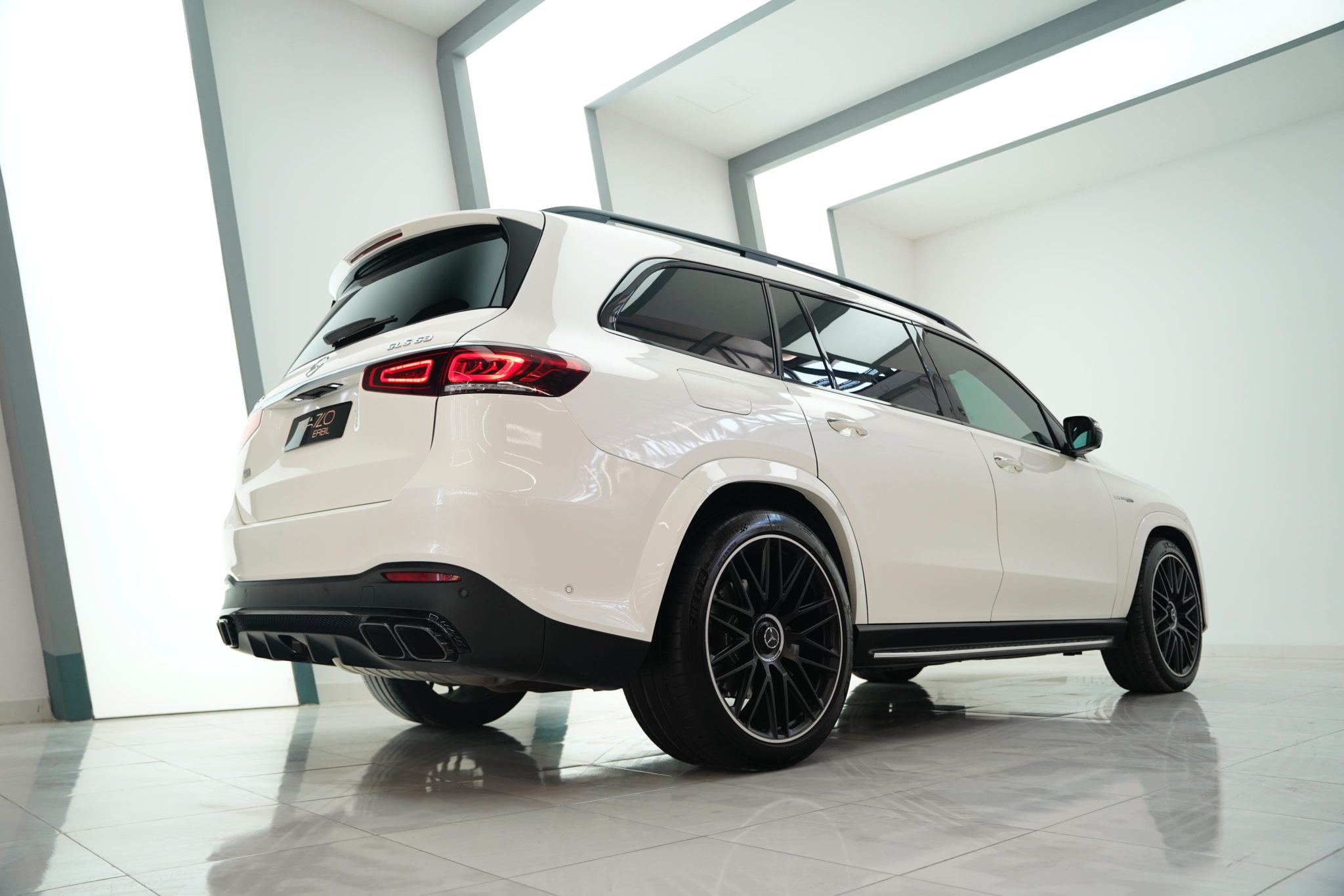 17 Best Cars with Big Boots [2024] - ExchangeMyCar