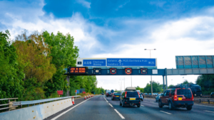 Overtaking Rules: Where Should You Avoid Overtaking?