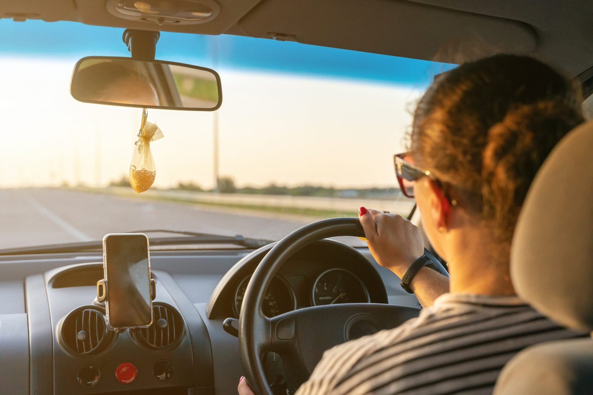 Where Should You Avoid Overtaking? | Exchange My Car